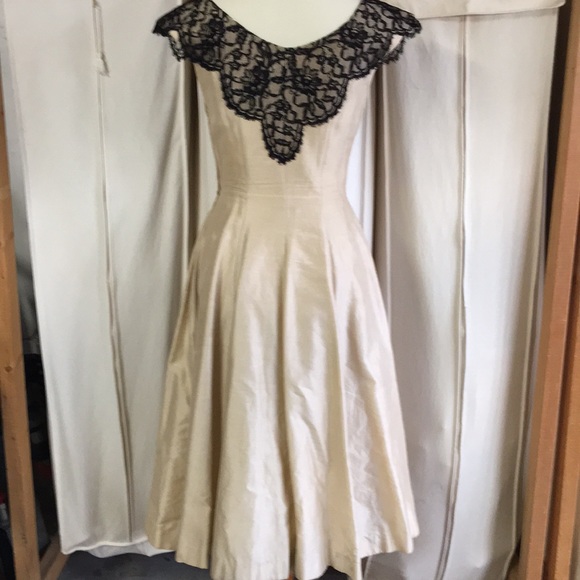 Miss Cane | Dresses | Miss Cane New York Vintage Gold Fabric Dress ...